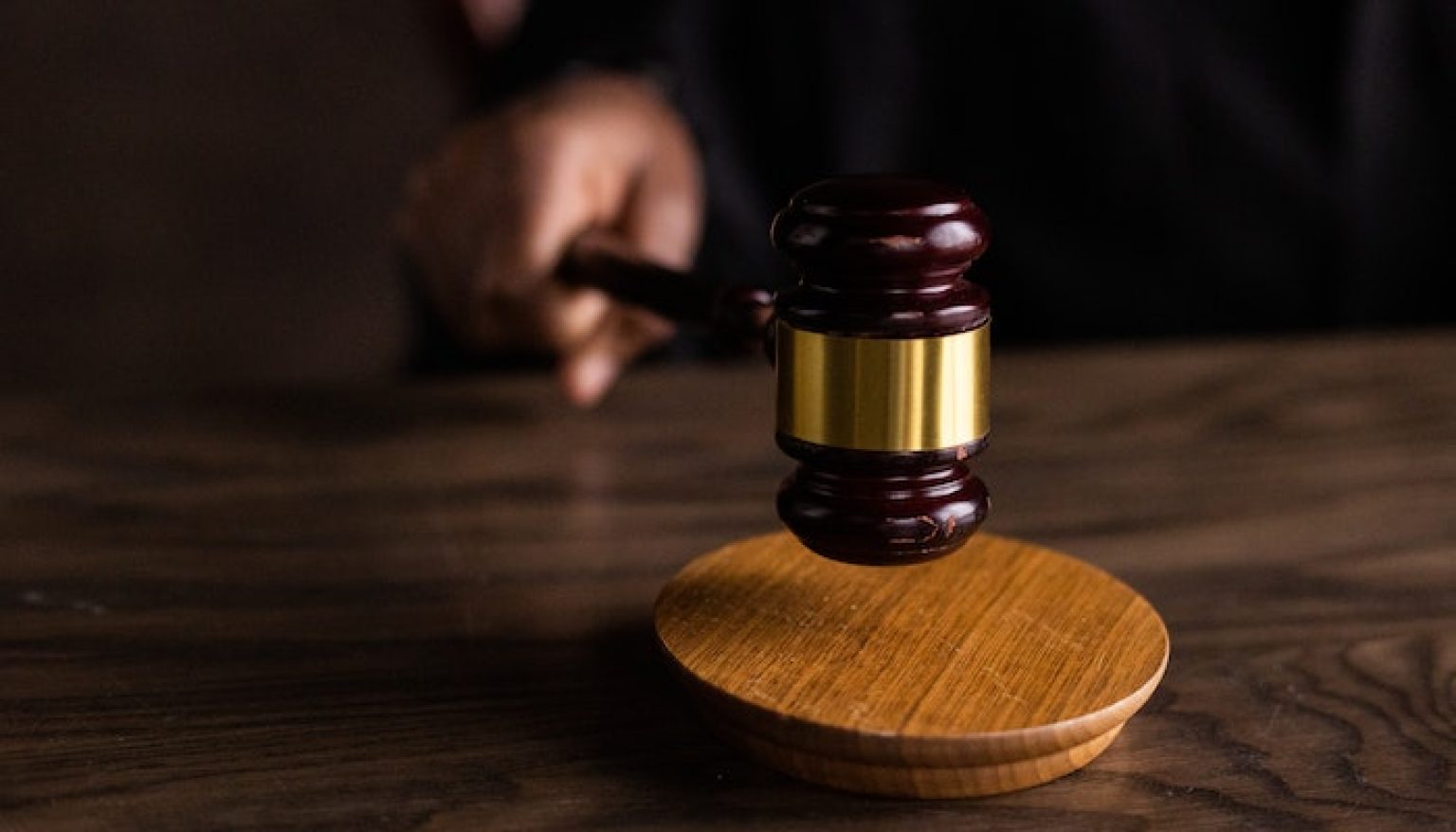 What's The Difference Between A Civil And A Criminal Offense 2026